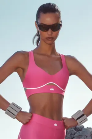 Alo Yoga Airlift Ribbed Jump Start V-Neck Bra In Size - Pink